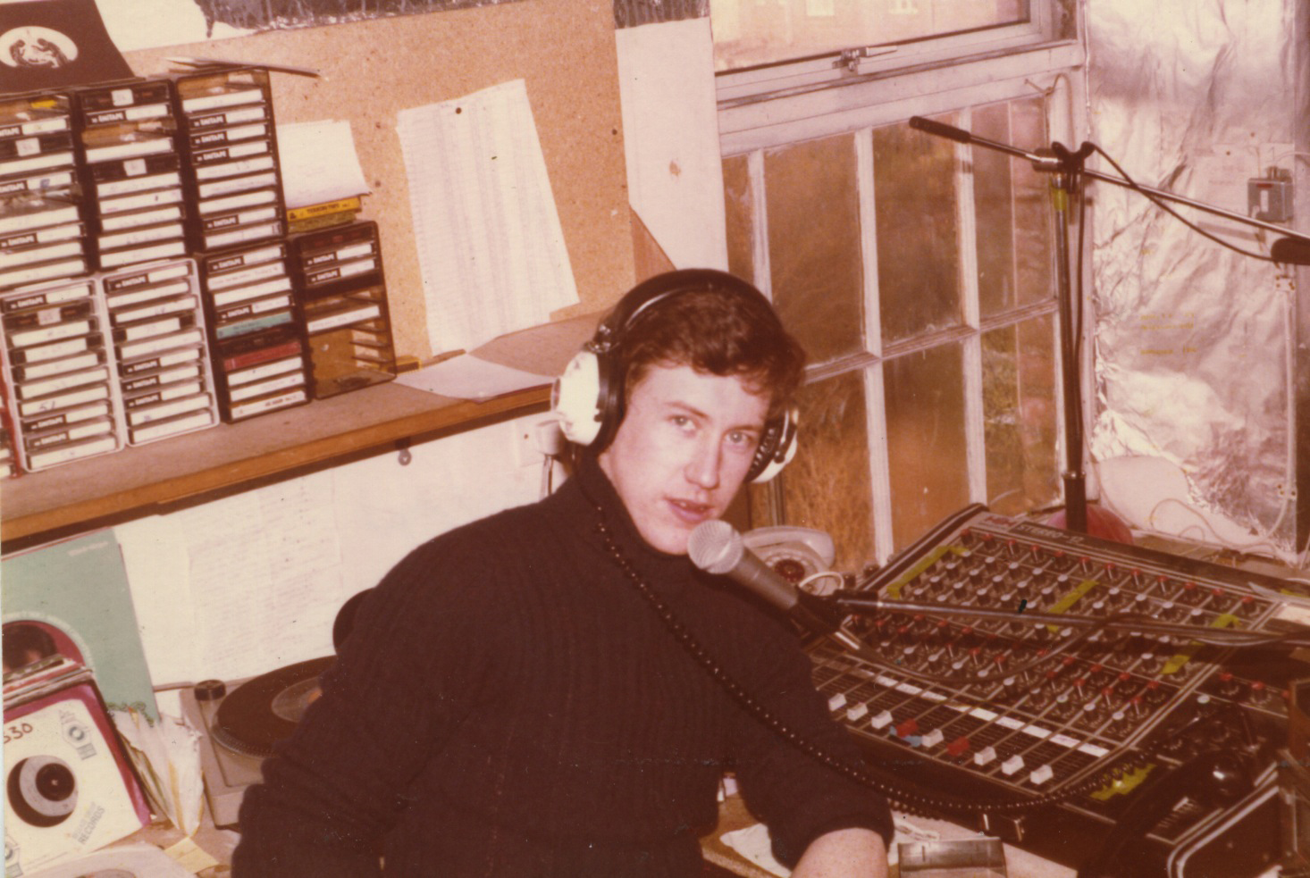 Eric Vaughan Archives - Irish Pirate Radio Audio Archive