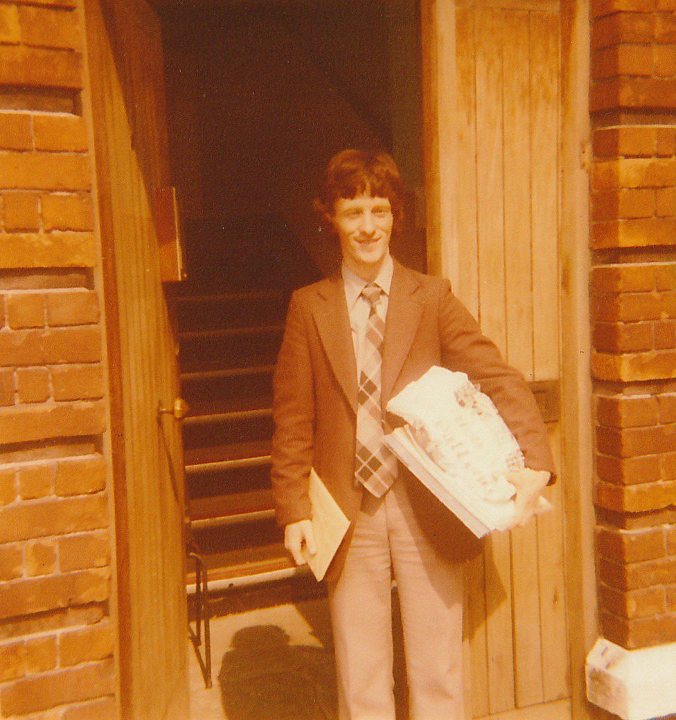 'The Smurf' on the Cork Broadcasting Company - Irish Pirate Radio Audio ...