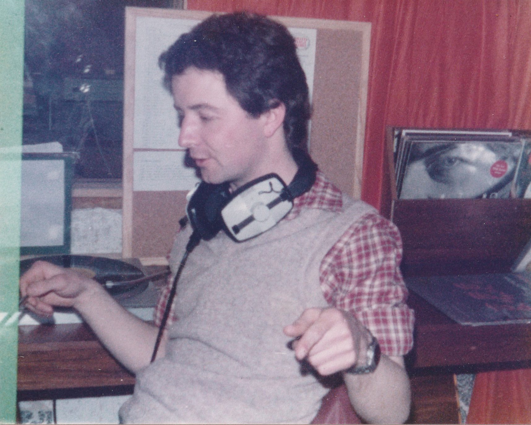 Nightline with Nick Richards on South Coast Radio - Irish Pirate Radio ...